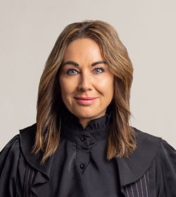 Tina Chamberlain - Licensed Real Estate Agent - Christchurch | Bayleys ...