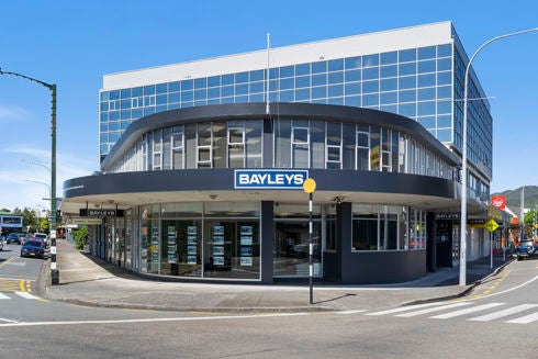 Lower Hutt - 120 Queens Drive, Lower Hutt | Bayleys Realty Group