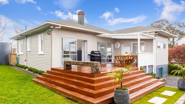 Residential Private Treaty: 25 Trigg Road, Huapai, Rodney | Bayleys