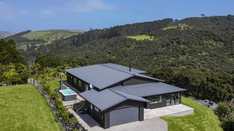 Cooper Spiller - Licensed Real Estate Agent - Kumeu | Bayleys Real Estate