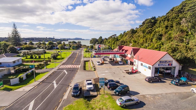 Commercial Asking Price NZ$1,900,000 + GST: 10 Puketona Road, Paihia ...