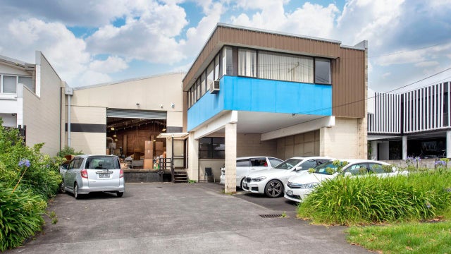 Commercial Private Treaty: 12 Patrick Street, Onehunga, Auckland | Bayleys