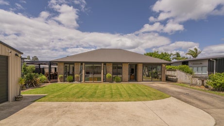 Neil Kember - Licensed Real Estate Agent - Tairua | Bayleys Real Estate