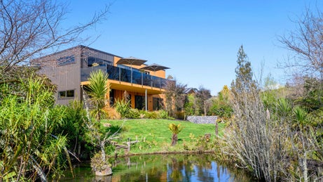 Beth Millard - Licensed Real Estate Agent - Rotorua | Bayleys Real Estate