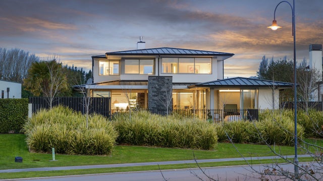 Residential Offers/Enquiries Over NZ$2,495,000: 5 Waterview Court ...